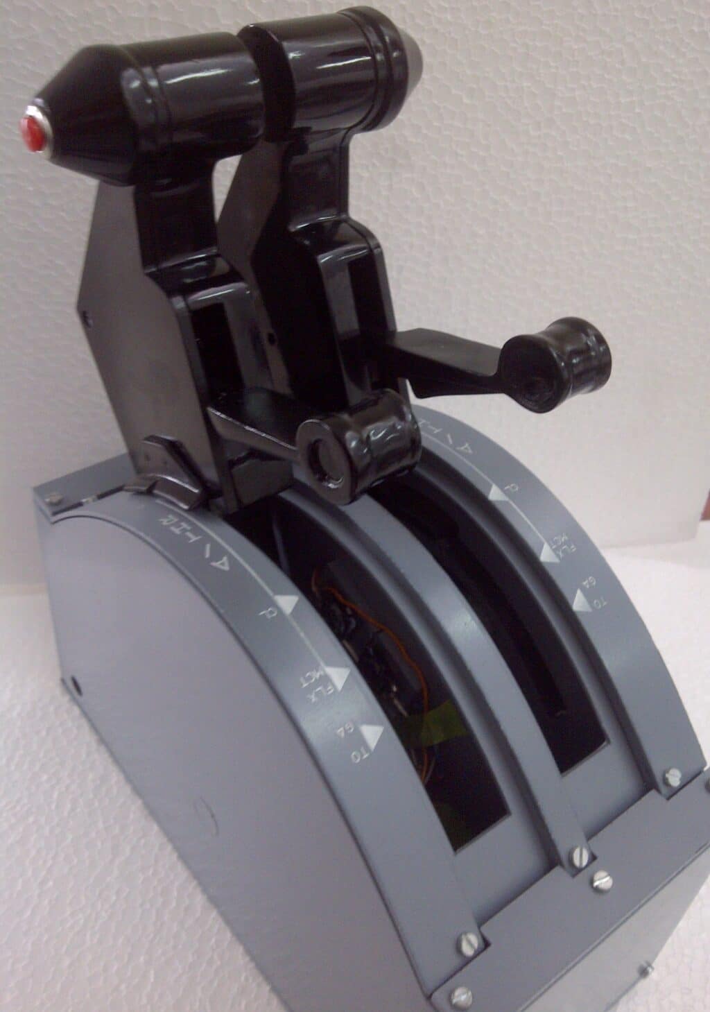 Throttletek builds custom throttles – simFlight