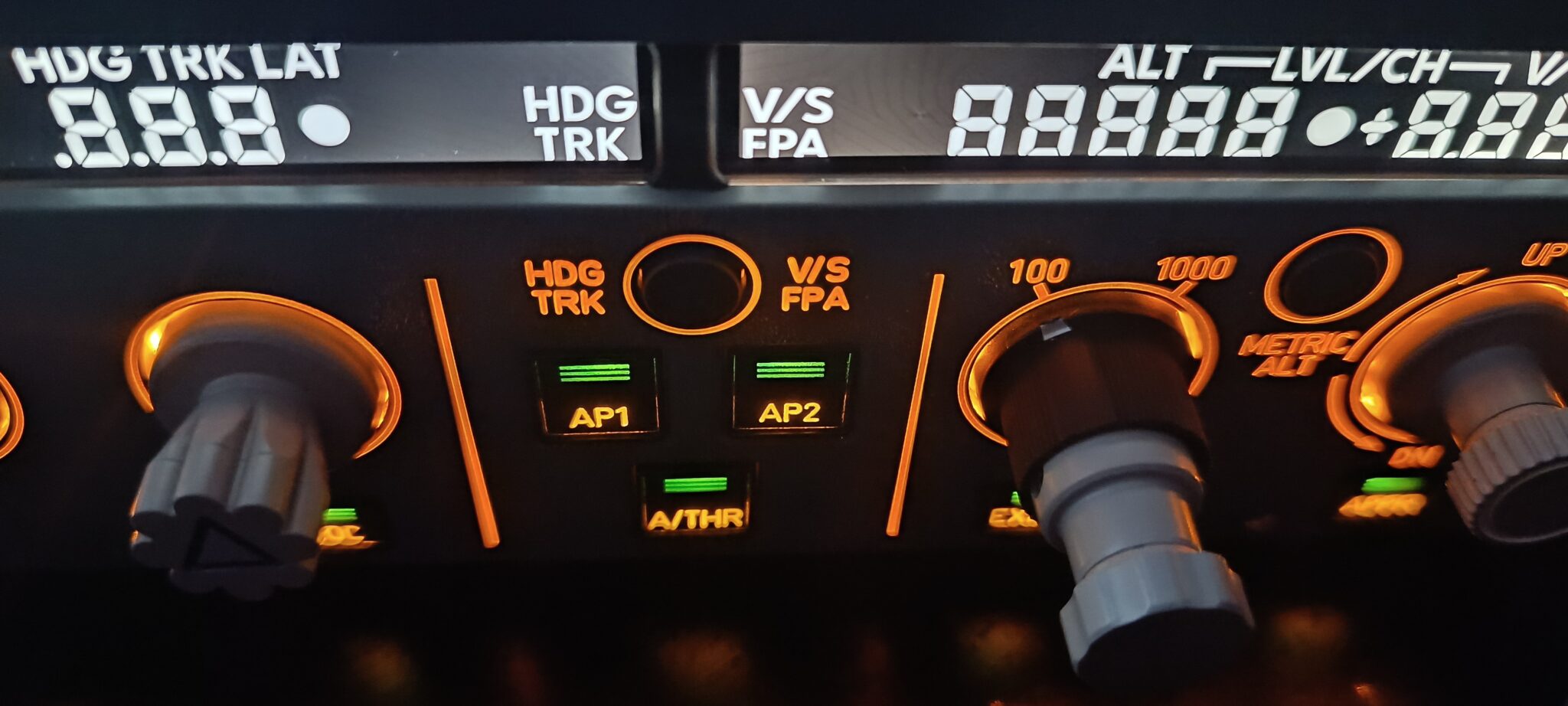 Review : miniCockpit – miniFCU for Airbus MSFS and X-Plane – simFlight