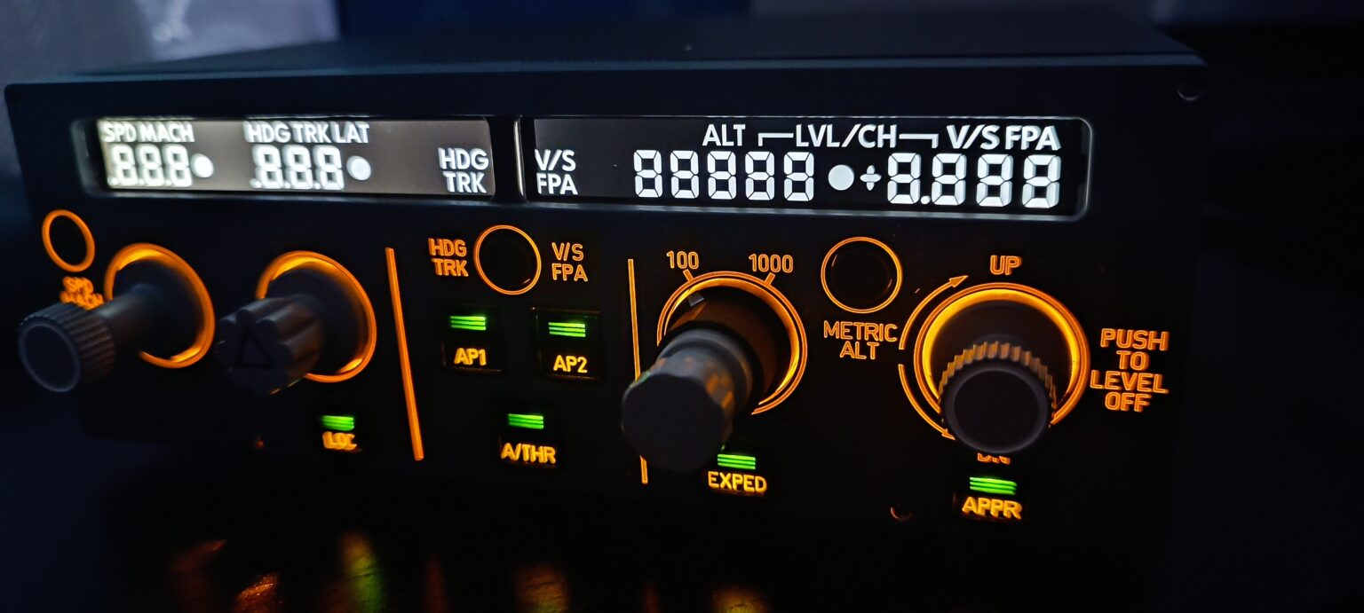 Review : miniCockpit – miniFCU for Airbus MSFS and X-Plane – simFlight